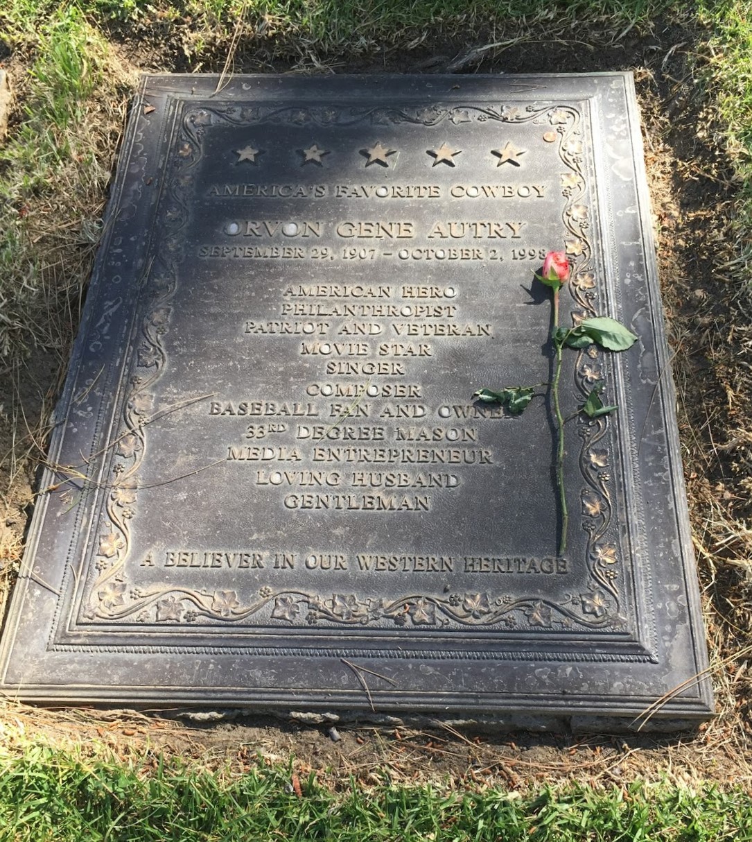 Jackie Burroughs Grave